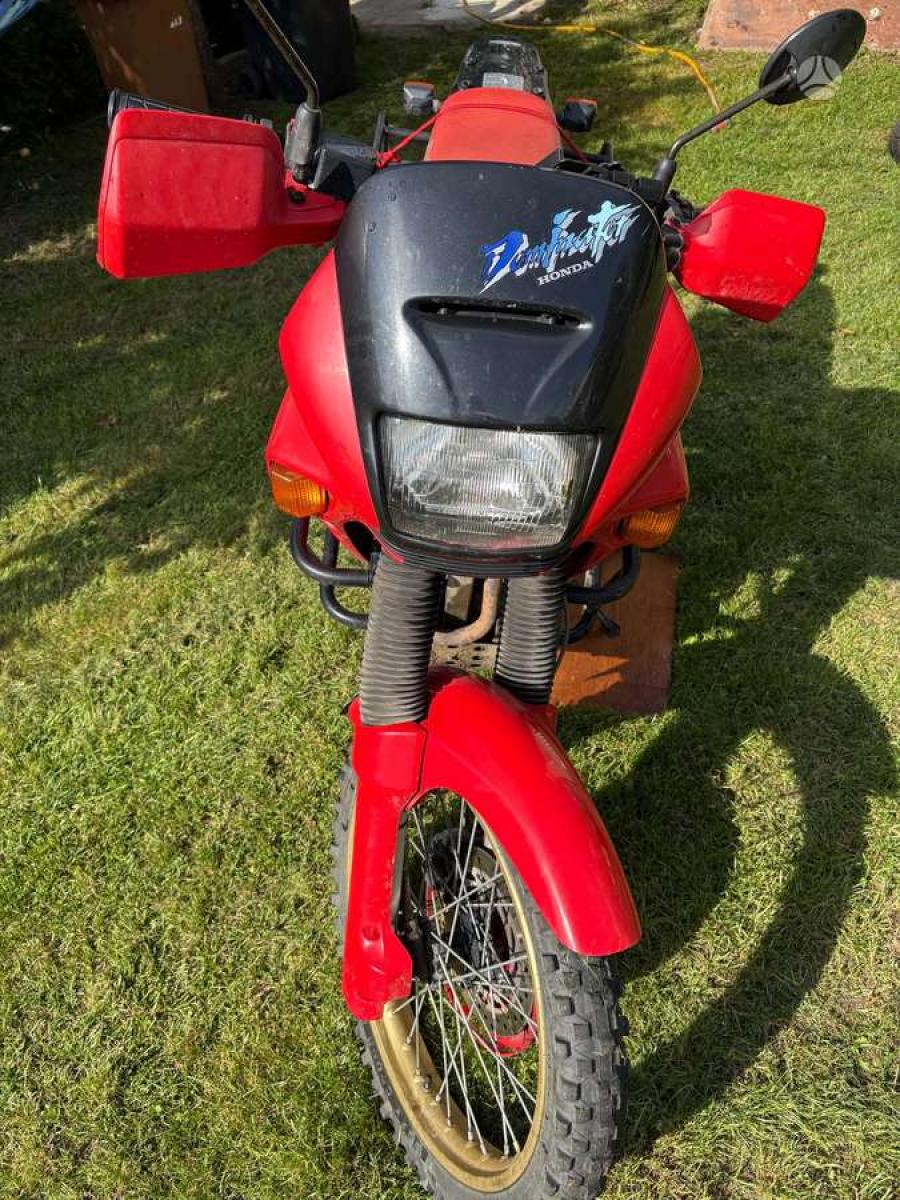 Honda Dominator 1995 Radviliškis, ar dzinēja tilpumu 0.64 L un nobraukumu 59 tūkst. km par 1850 €, foto 4 vietnē AUTOMOTO.COM.LV