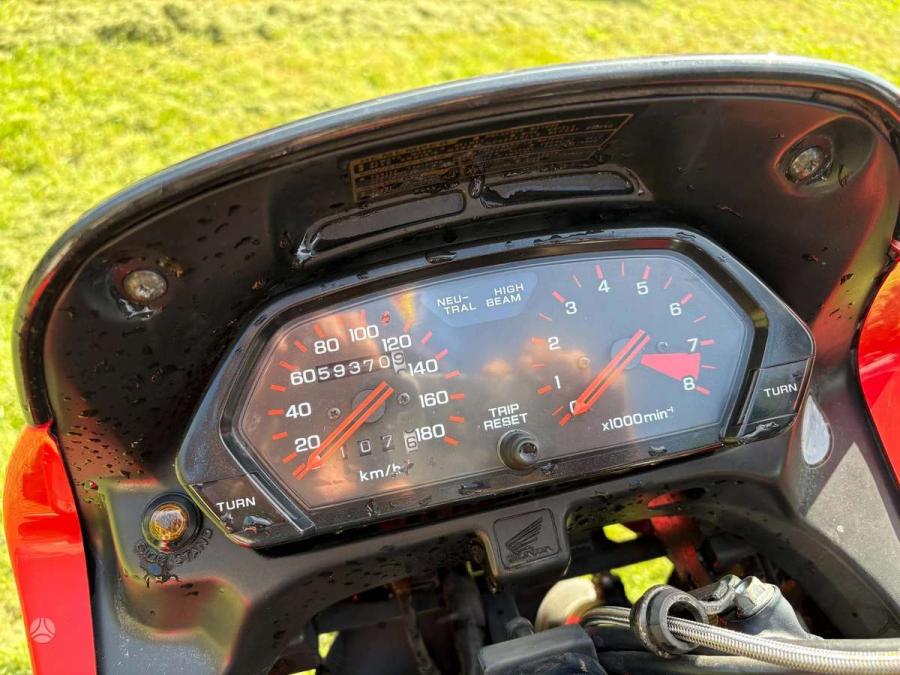 Honda Dominator 1995 Radviliškis, ar dzinēja tilpumu 0.64 L un nobraukumu 59 tūkst. km par 1850 €, foto 5 vietnē AUTOMOTO.COM.LV