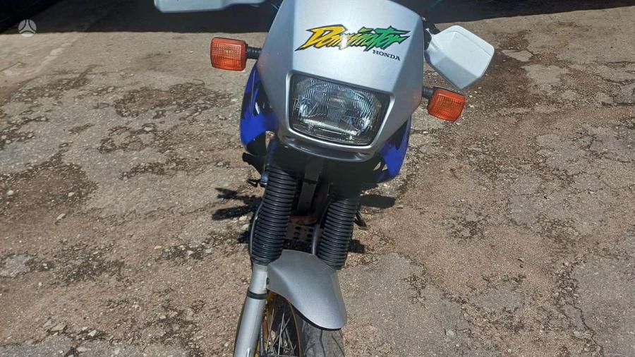 Honda Dominator 1997 in Kaunas, with an engine capacity of 0.65 L and mileage of 34 thousand km for 2250 €, photo 5 on AUTOMOTO.COM.LV