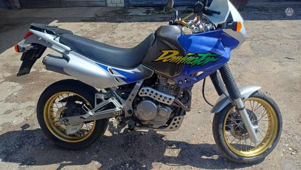 Honda Dominator 1997 in Kaunas, with an engine capacity of 0.65 L and mileage of 34 thousand km for 2250 €, photo 2 on AUTOMOTO.COM.LV
