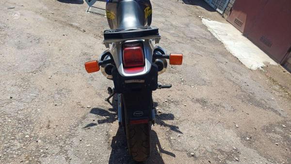 Honda Dominator 1997 in Kaunas, with an engine capacity of 0.65 L and mileage of 34 thousand km for 2250 €, photo 3 on AUTOMOTO.COM.LV
