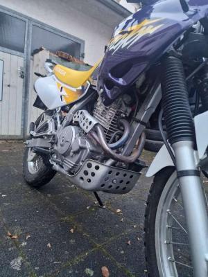 Honda Dominator 2000 Klaipėda, ar dzinēja tilpumu 0.65 L un nobraukumu 16 tūkst. km par 2600 €, foto 5 vietnē AUTOMOTO.COM.LV