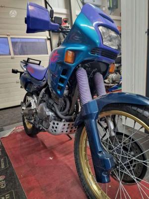 Violet Honda Dominator 1994 in Klaipeda, with an engine capacity of 0.65 L and mileage of 20 thousand km for 2100 €, photo 3 on AUTOMOTO.COM.LV