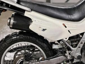 White Honda Dominator 1996 in Kaunas, with an engine capacity of 0.65 L and mileage of 38 thousand km for 1900 €, photo 9 on AUTOMOTO.COM.LV