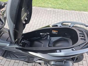 Melns Honda Forza 2022 Viļņa, ar dzinēja tilpumu 0.13 L un nobraukumu 13 tūkst. km par 3350 €, foto 14 vietnē AUTOMOTO.COM.LV