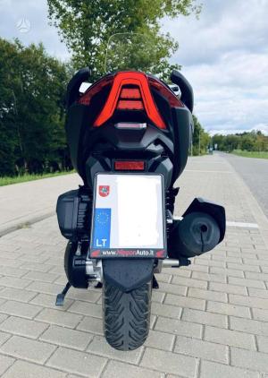 Black Honda Forza 2025 in Vilnius, with an engine capacity of 0.13 L and mileage of 4 thousand km for 4800 €, photo 7 on AUTOMOTO.COM.LV