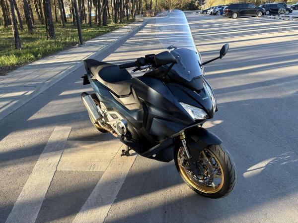 Blue Honda Forza 2021 in Kaunas, with an engine capacity of 0.75 L and mileage of 17 thousand km for 6000 €, photo 2 on AUTOMOTO.COM.LV