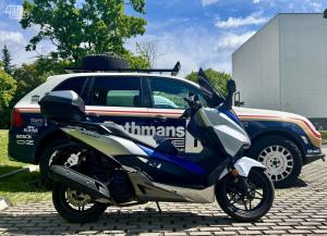 Grey Honda Forza 2017 in Kaunas, with an engine capacity of 0.13 L and mileage of 14 thousand km for 2950 €, photo  on AUTOMOTO.COM.LV