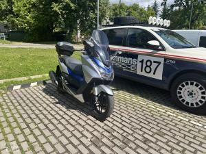 Pelēks Honda Forza 2017 Kauņa, ar dzinēja tilpumu 0.13 L un nobraukumu 14 tūkst. km par 2950 €, foto 6 vietnē AUTOMOTO.COM.LV