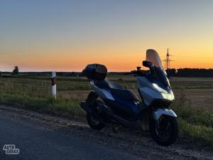 Pelēks Honda Forza 2017 Kauņa, ar dzinēja tilpumu 0.13 L un nobraukumu 14 tūkst. km par 2950 €, foto 10 vietnē AUTOMOTO.COM.LV