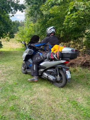 Pelēks Honda Forza 2017 Kauņa, ar dzinēja tilpumu 0.13 L un nobraukumu 14 tūkst. km par 2950 €, foto 13 vietnē AUTOMOTO.COM.LV