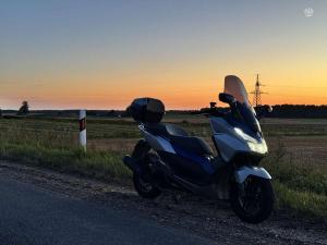 Grey Honda Forza 2017 in Kaunas, with an engine capacity of 0.13 L and mileage of 14 thousand km for 2950 €, photo 12 on AUTOMOTO.COM.LV