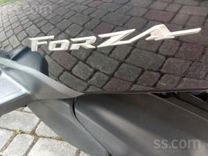Honda Forza 2012 Cēsis, ar dzinēja tilpumu 0.25 L un nobraukumu 0 tūkst. km par 2500 €, foto 5 vietnē AUTOMOTO.COM.LV