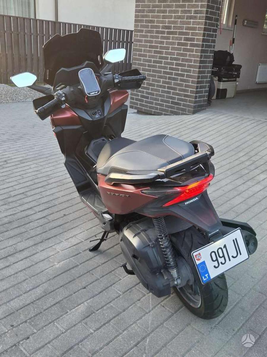 Honda Forza 2019 Šauļi, ar dzinēja tilpumu 0.13 L un nobraukumu 900 tūkst. km par 3200 €, foto 4 vietnē AUTOMOTO.COM.LV