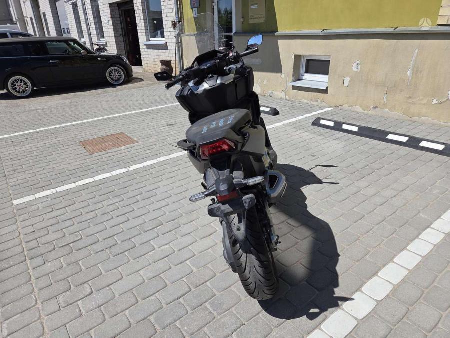 Honda Forza 2021 Viļņa, ar dzinēja tilpumu 0.75 L un nobraukumu 8 tūkst. km par 4000 €, foto 4 vietnē AUTOMOTO.COM.LV