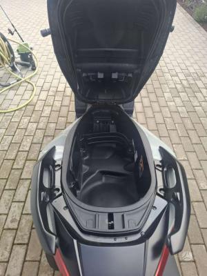 Honda Forza 2023 in Kaisiadorys, with an engine capacity of 0.13 L and mileage of 8 thousand km for 4100 €, photo 12 on AUTOMOTO.COM.LV