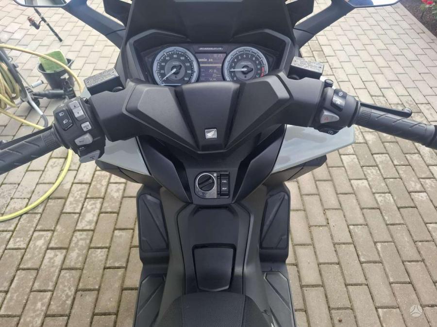 Honda Forza 2023 in Kaisiadorys, with an engine capacity of 0.13 L and mileage of 8 thousand km for 4100 €, photo 13 on AUTOMOTO.COM.LV