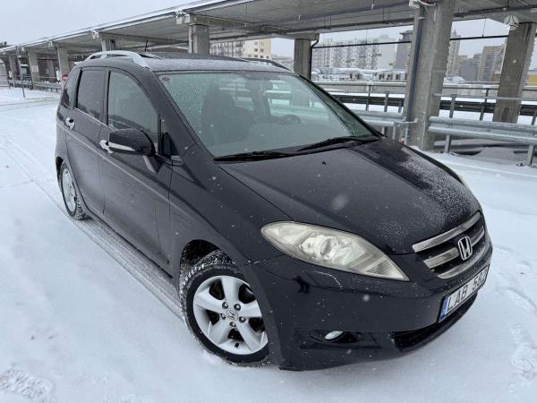 Black Honda FR-V 2008 in Vilnius, with an engine capacity of 1.80 L and mileage of 200 thousand km for 2950 €, photo 5 on AUTOMOTO.COM.LV