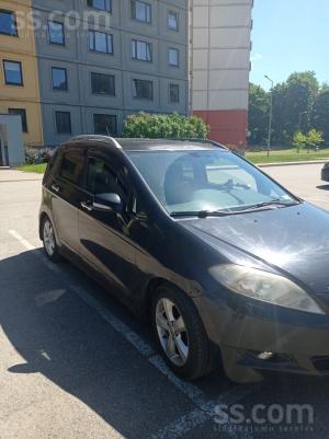 Black Honda FR-V 2008 in Riga, with an engine capacity of 1.80 L and mileage of 270 thousand km for 1200 €, photo 3 on AUTOMOTO.COM.LV