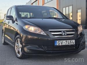 Black Honda FR-V 2008 in Riga, with an engine capacity of 1.80 L and mileage of 311 thousand km for 2290 €, photo 3 on AUTOMOTO.COM.LV