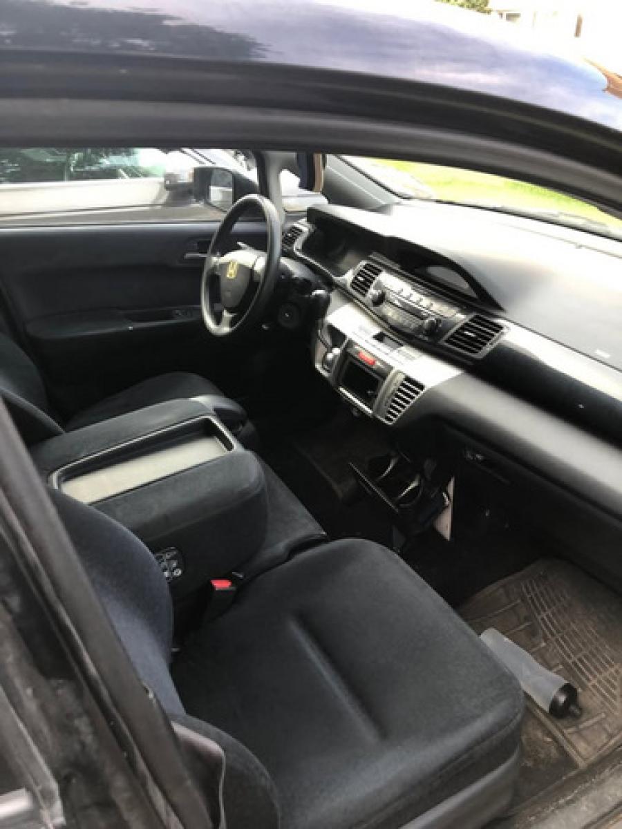 Melns Honda FR-V 2006 Kohtla-Jerve, ar dzinēja tilpumu 1.60 L un nobraukumu 37 tūkst. km par 1500 €, foto 4 vietnē AUTOMOTO.COM.LV