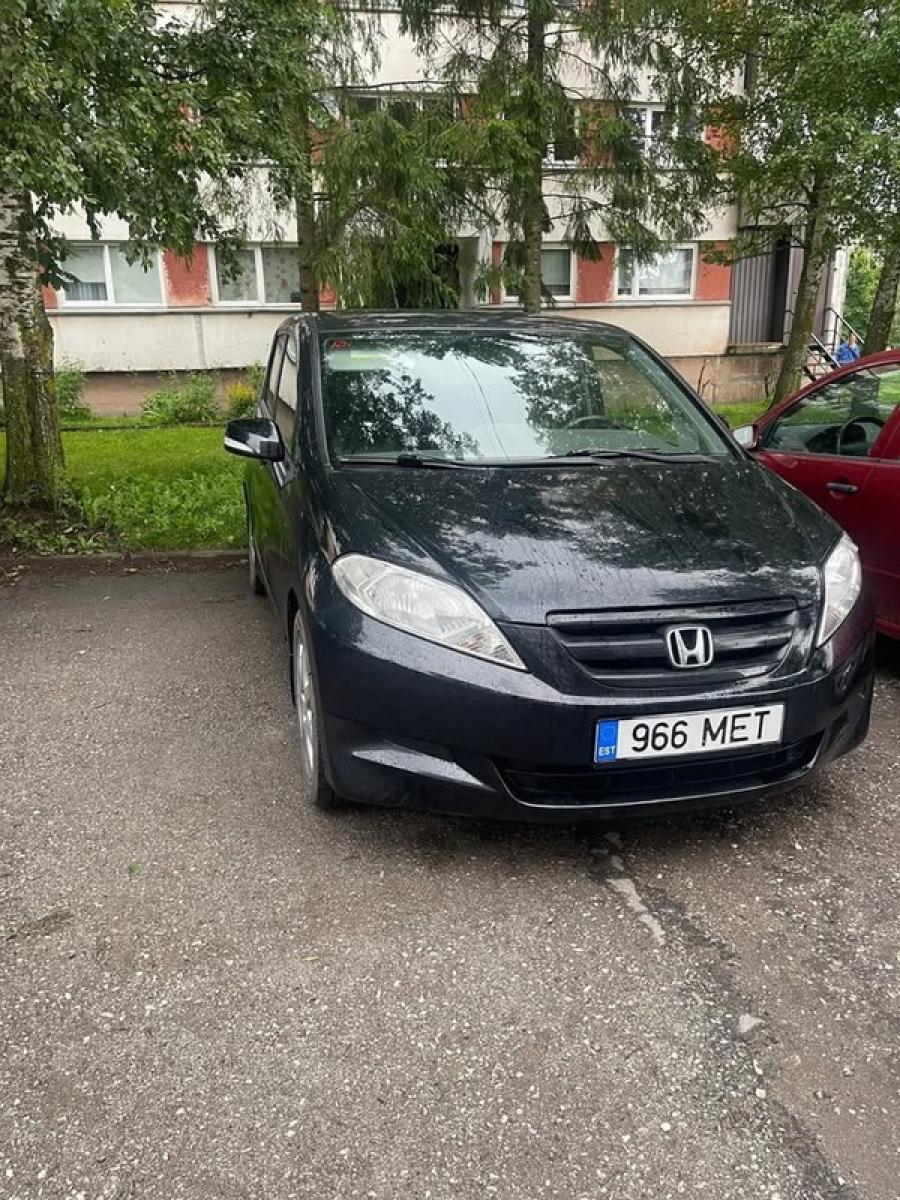 Melns Honda FR-V 2006 Kohtla-Jerve, ar dzinēja tilpumu 1.60 L un nobraukumu 37 tūkst. km par 1500 €, foto 7 vietnē AUTOMOTO.COM.LV