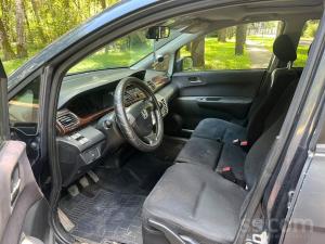 Melns Honda FR-V 2005 Rīga, ar dzinēja tilpumu 2.20 L un nobraukumu 0 tūkst. km par 890 €, foto 9 vietnē AUTOMOTO.COM.LV