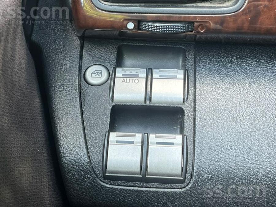 Melns Honda FR-V 2005 Rīga, ar dzinēja tilpumu 2.20 L un nobraukumu 0 tūkst. km par 890 €, foto 15 vietnē AUTOMOTO.COM.LV
