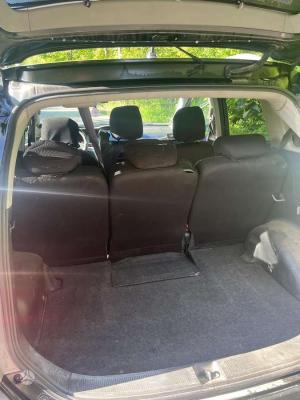 Black Honda FR-V 2007 in Gargzdai, with an engine capacity of 2.20 L and mileage of 282 thousand km for 1800 €, photo 8 on AUTOMOTO.COM.LV