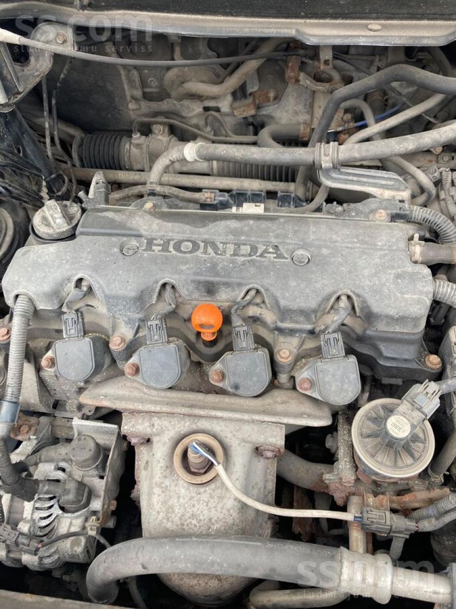 Melns Honda FR-V 2007 Rīga, ar dzinēja tilpumu 1.80 L un nobraukumu 317 tūkst. km par 1200 €, foto 8 vietnē AUTOMOTO.COM.LV