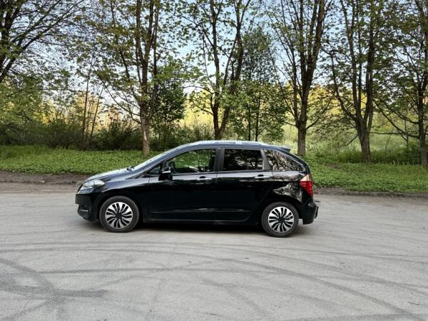 Melns Honda FR-V 2009 Rīga, ar dzinēja tilpumu 2.20 L un nobraukumu 234 tūkst. km par 1890 €, foto 7 vietnē AUTOMOTO.COM.LV
