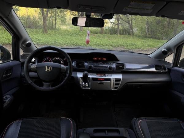 Melns Honda FR-V 2009 Rīga, ar dzinēja tilpumu 2.20 L un nobraukumu 234 tūkst. km par 1890 €, foto 9 vietnē AUTOMOTO.COM.LV