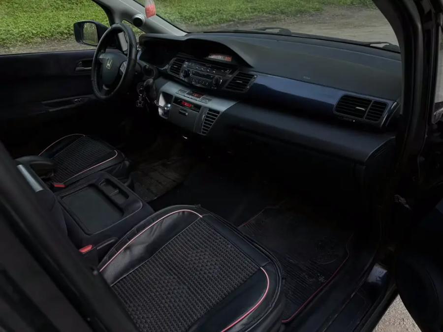 Melns Honda FR-V 2009 Rīga, ar dzinēja tilpumu 2.20 L un nobraukumu 234 tūkst. km par 1890 €, foto 11 vietnē AUTOMOTO.COM.LV