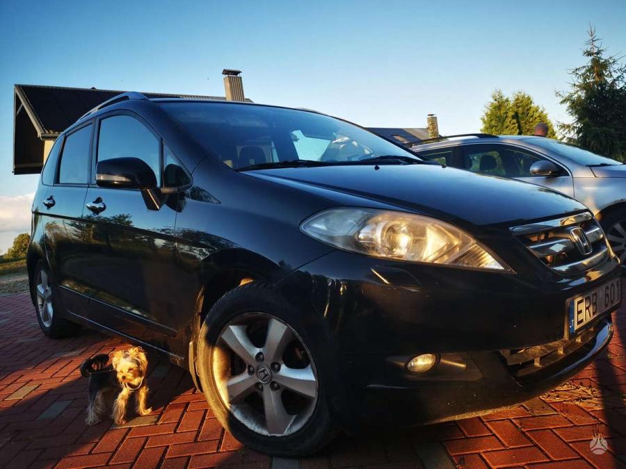 Black Honda FR-V 2009 in Vilnius, with an engine capacity of 1.80 L and mileage of 165 thousand km for 3550 €, photo 15 on AUTOMOTO.COM.LV