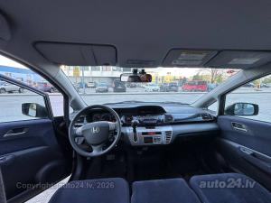 Black Honda FR-V 2007 in Tallinn, with an engine capacity of 1.80 L and mileage of 238 thousand km for 699 €, photo 9 on AUTOMOTO.COM.LV