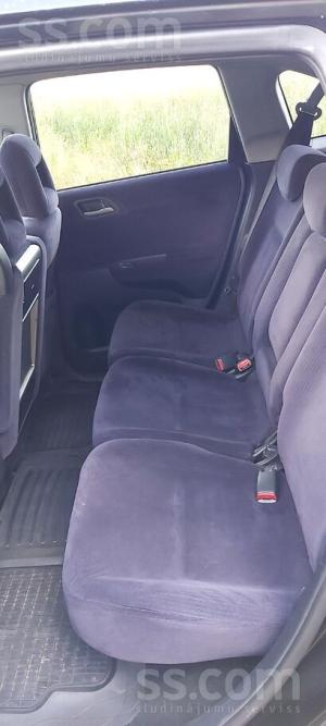 Melns Honda FR-V 2007 Rīga, ar dzinēja tilpumu 1.80 L un nobraukumu 347 tūkst. km par 1800 €, foto 6 vietnē AUTOMOTO.COM.LV