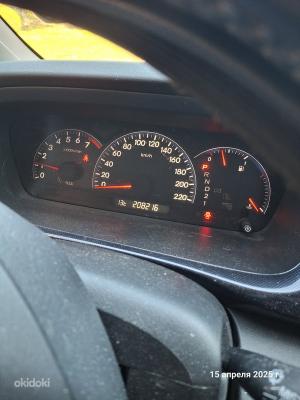 Black Honda FR-V 2008 in Tallinn, with an engine capacity of 0.10 L and mileage of 202 thousand km for 1200 €, photo 13 on AUTOMOTO.COM.LV