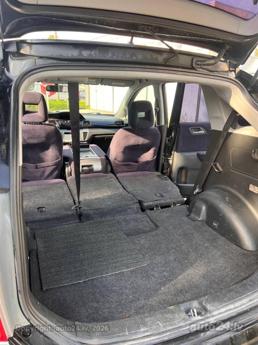 Melns Honda FR-V 2008 Tartu, ar dzinēja tilpumu 2.20 L un nobraukumu 241 tūkst. km par 2800 €, foto 13 vietnē AUTOMOTO.COM.LV