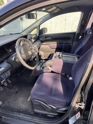 Melns Honda FR-V 2008 Tartu, ar dzinēja tilpumu 2.20 L un nobraukumu 241 tūkst. km par 2800 €, foto 15 vietnē AUTOMOTO.COM.LV
