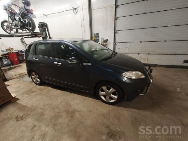 Blue Honda FR-V 2006 in Ogre, with an engine capacity of 2.00 L and mileage of 290 thousand km for 750 €, photo 3 on AUTOMOTO.COM.LV