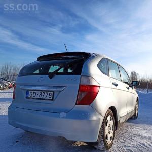 Zils Honda FR-V 2006 Daugavpils, ar dzinēja tilpumu 1.70 L un nobraukumu 0 tūkst. km par 1255 €, foto 4 vietnē AUTOMOTO.COM.LV