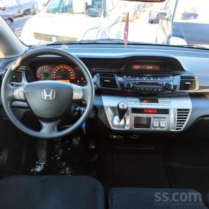 Zils Honda FR-V 2006 Daugavpils, ar dzinēja tilpumu 1.70 L un nobraukumu 0 tūkst. km par 1255 €, foto 14 vietnē AUTOMOTO.COM.LV