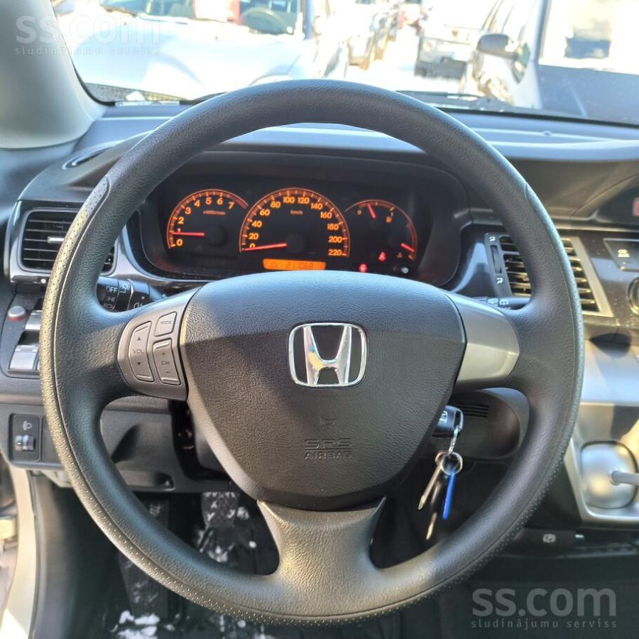 Zils Honda FR-V 2006 Daugavpils, ar dzinēja tilpumu 1.70 L un nobraukumu 0 tūkst. km par 1255 €, foto 15 vietnē AUTOMOTO.COM.LV