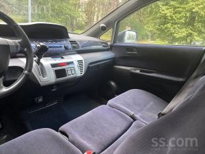 Blue Honda FR-V 2007 in Riga, with an engine capacity of 1.80 L and mileage of 0 thousand km for 1250 €, photo 19 on AUTOMOTO.COM.LV
