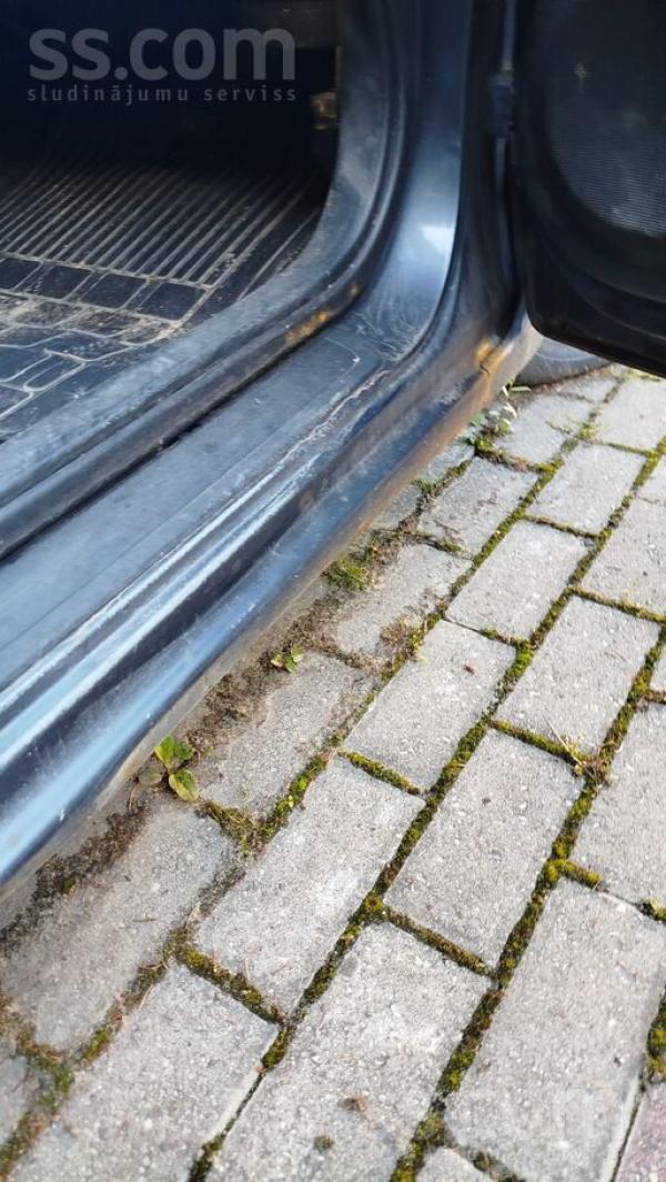 Zils Honda FR-V 2009 Cēsis, ar dzinēja tilpumu 1.80 L un nobraukumu 400 tūkst. km par 1500 €, foto 7 vietnē AUTOMOTO.COM.LV