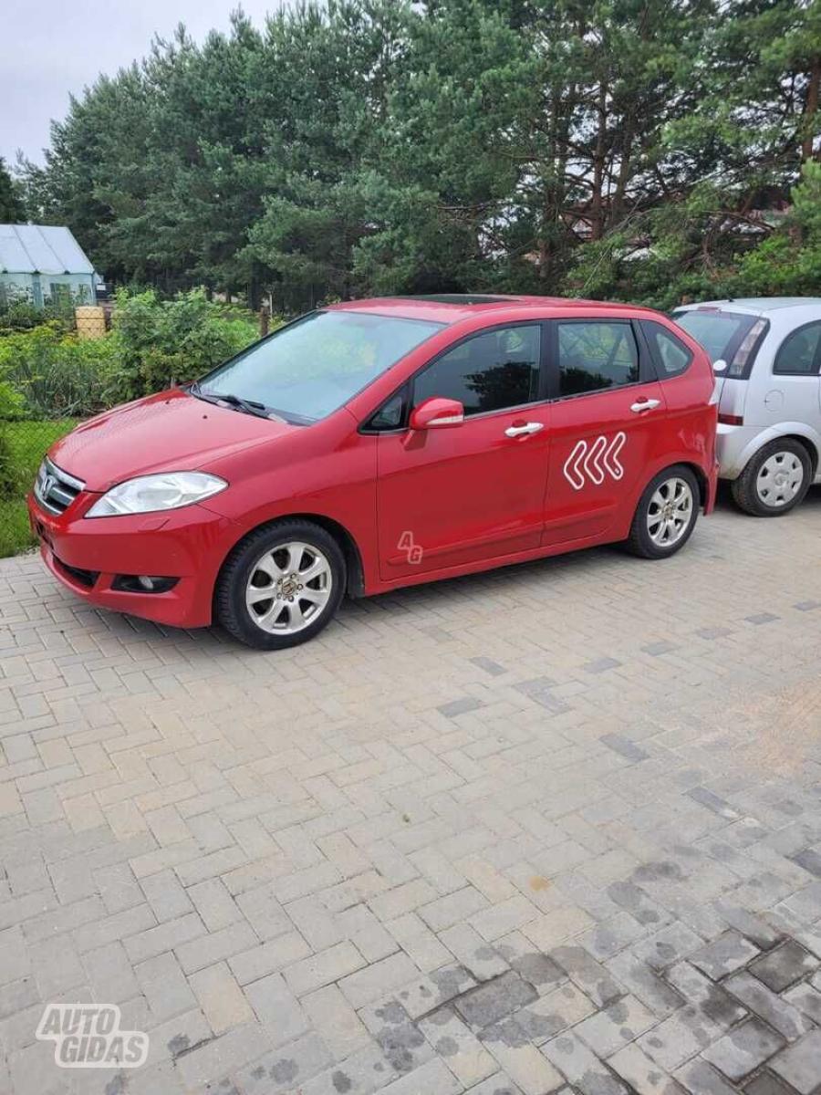 Honda FR-V 2007 Kauņa, ar dzinēja tilpumu 2.00 L un nobraukumu 260 tūkst. km par 1100 €, foto 1 vietnē AUTOMOTO.COM.LV