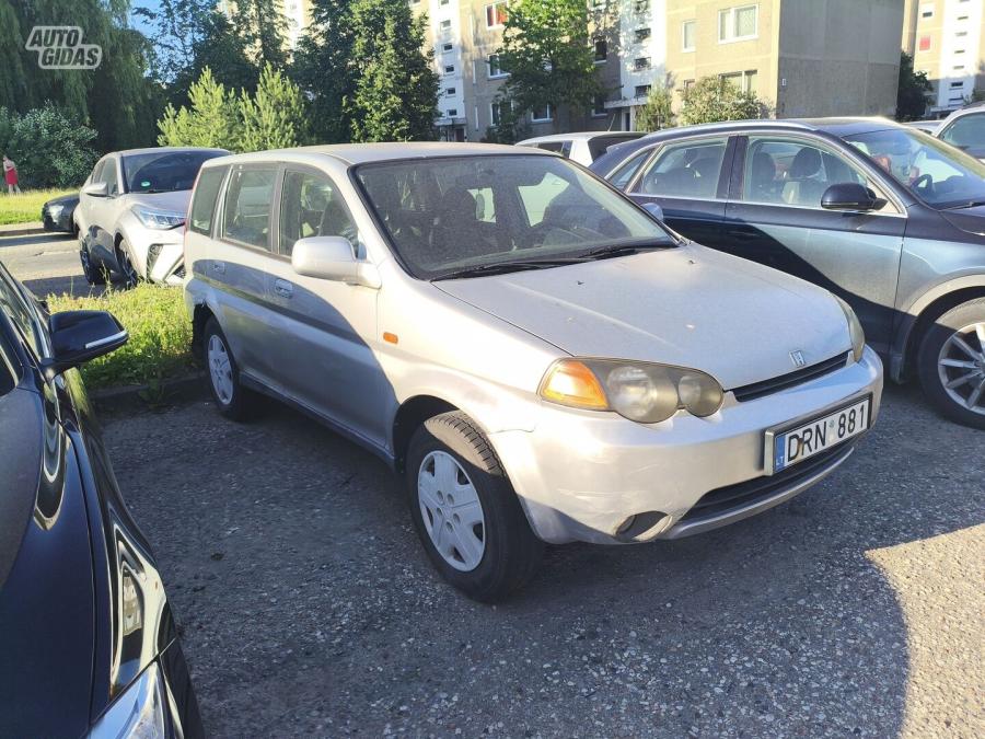 Honda FR-V 2000 in Vilnius, with an engine capacity of 1.60 L and mileage of 20 thousand km for 350 €, photo 1 on AUTOMOTO.COM.LV