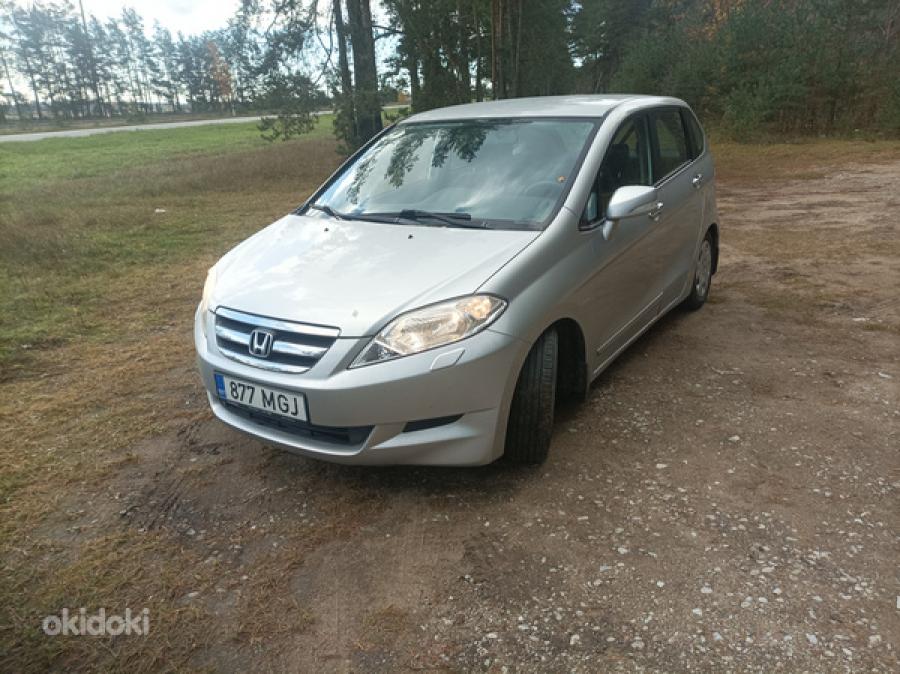 Pelēks Honda FR-V 2006 Tallina, ar dzinēja tilpumu 1.70 L un nobraukumu 206 tūkst. km par 1100 €, foto 3 vietnē AUTOMOTO.COM.LV