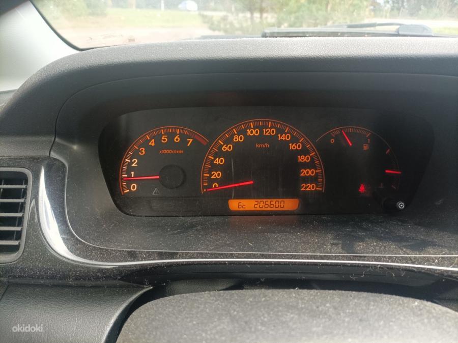 Pelēks Honda FR-V 2006 Tallina, ar dzinēja tilpumu 1.70 L un nobraukumu 206 tūkst. km par 1100 €, foto 17 vietnē AUTOMOTO.COM.LV