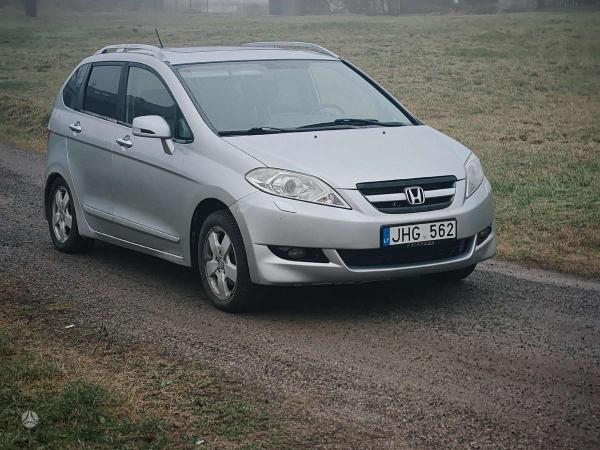 Grey Honda FR-V 2005 in Vilnius, with an engine capacity of 2.00 L and mileage of 218 thousand km for 1450 €, photo 2 on AUTOMOTO.COM.LV